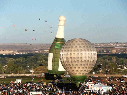 Strange shaped hot air balloons | Amusing Planet